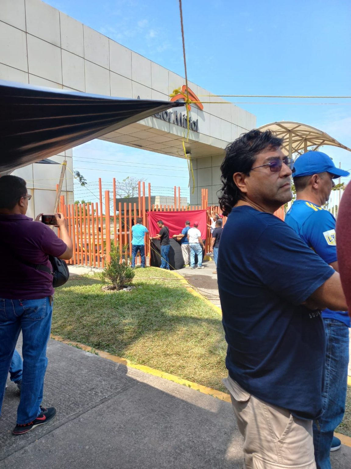 Estalla Huelga En Arcelormittal En Lázaro Cárdenas